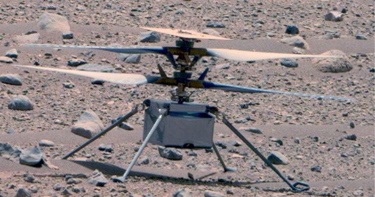Perseverance Mars rover snaps amazing shot of dusty Ingenuity ...